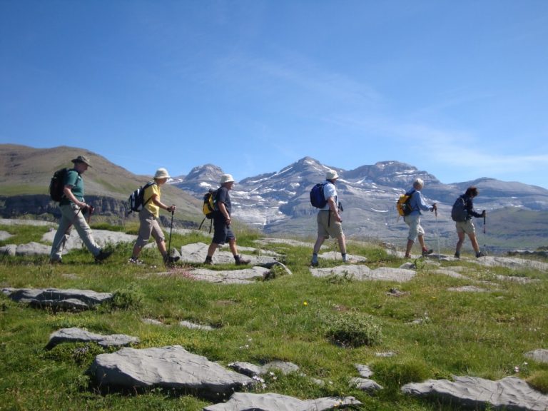 Hike Pyrenees - walking holidays in the Spanish Pyrenees